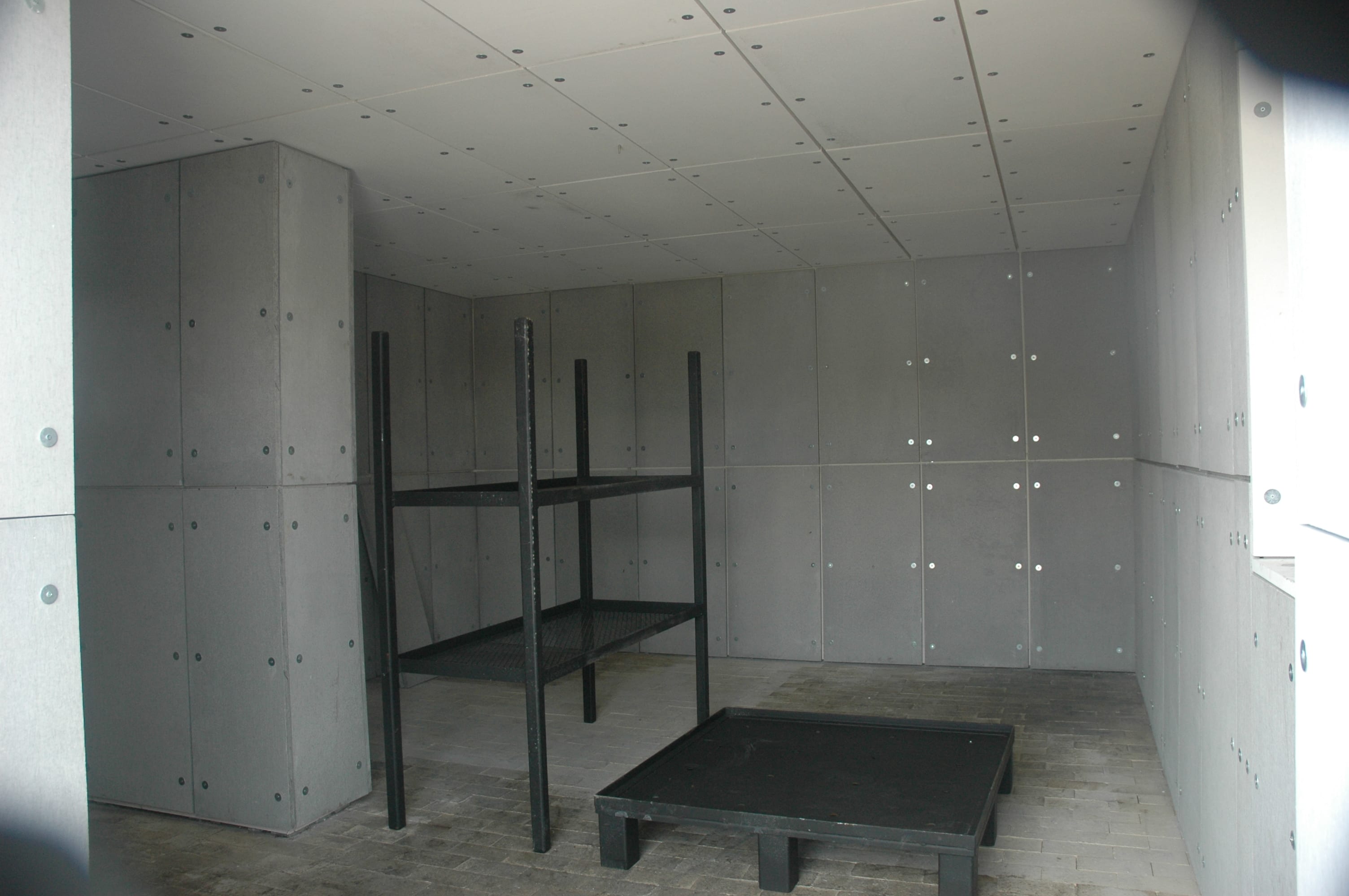 Luzerne Burn Room with Rack 2 DSC_5186 - BNZ Materials